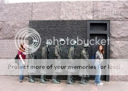 Weird and Funny Monuments | Fun Mania